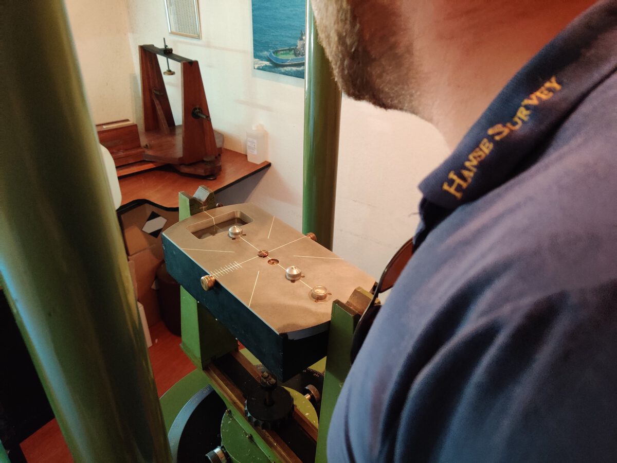 Magnetic compass adjustment - HANSE SURVEY